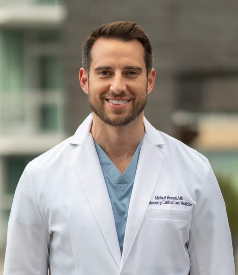 Doctor Mike Hansen - Internist | Intensivist | Pulmonologist